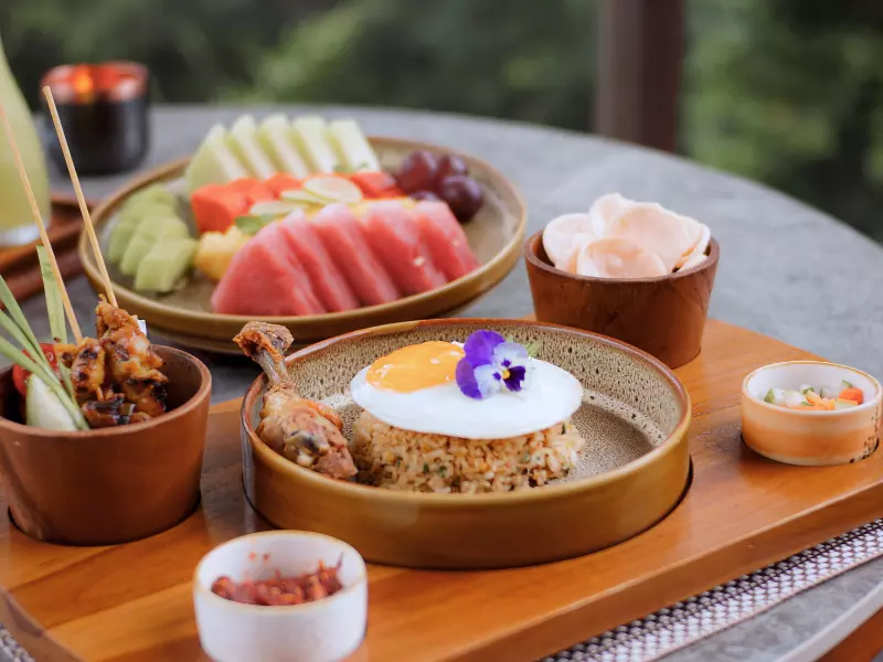 Yogyakarta Restaurants & Bar | Garrya Bianti Yogyakarta